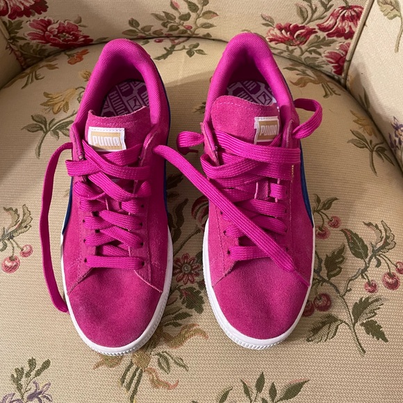 Puma | Shoes | Hot Pink Pumas | Poshmark